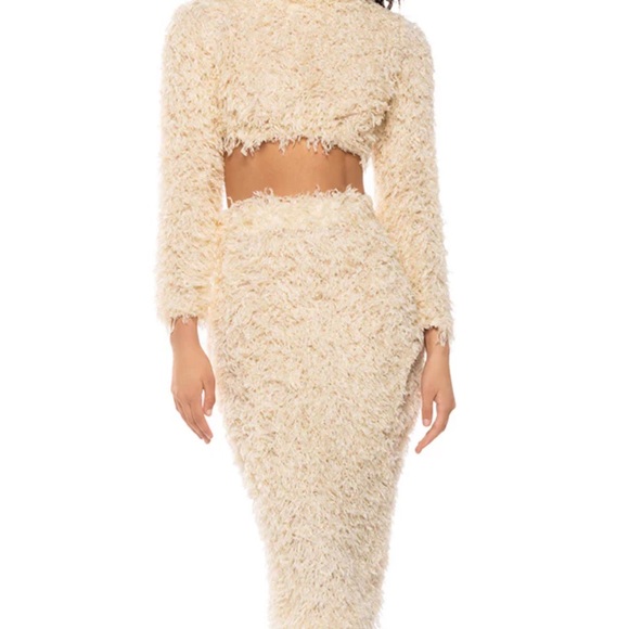 AKIRA | Skirts | Akira Cream Textured Pencil Skirt | Poshmark